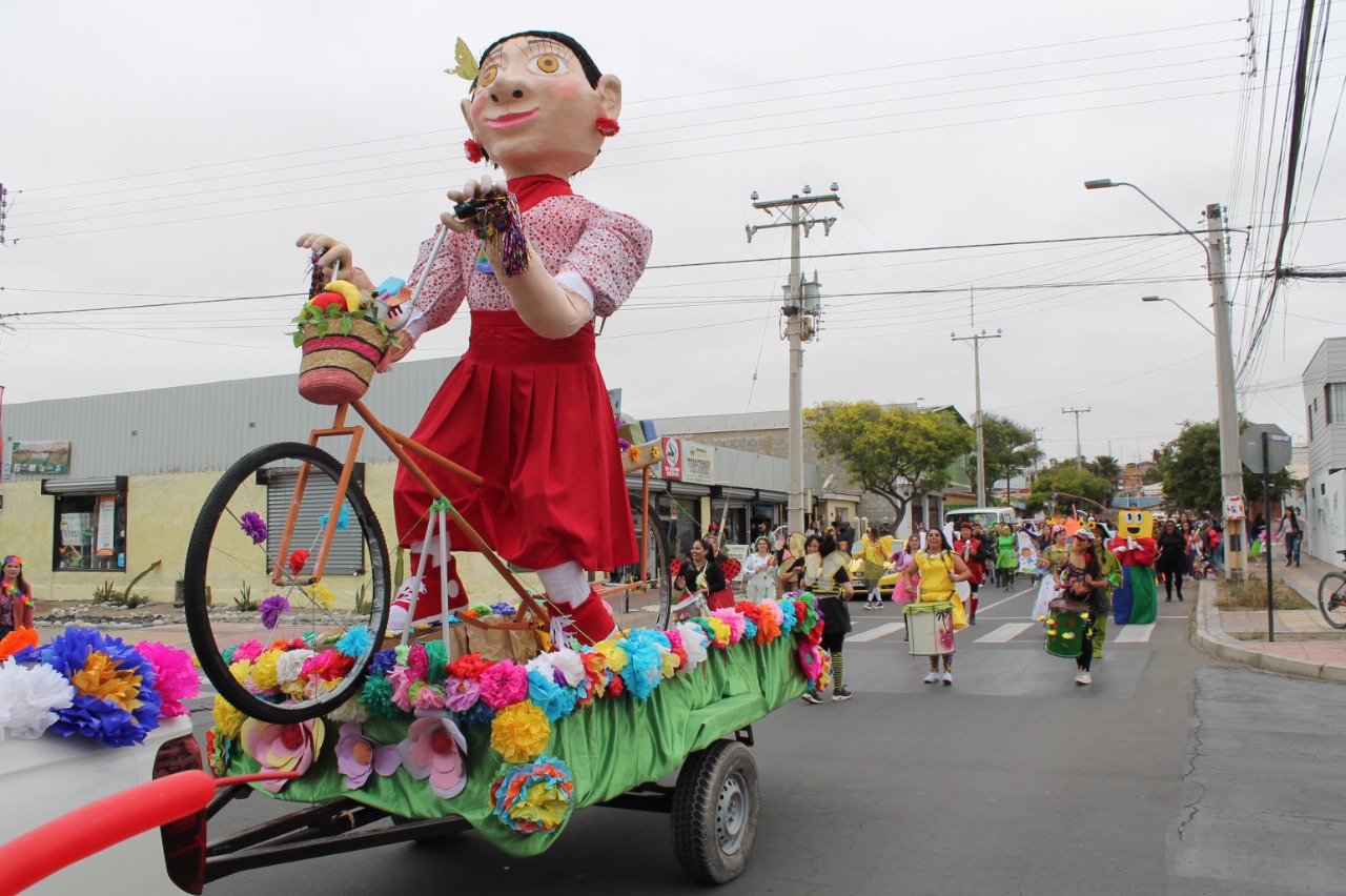 Con carnaval por las calles de Caldera, Fundación Integra celebra sus ...