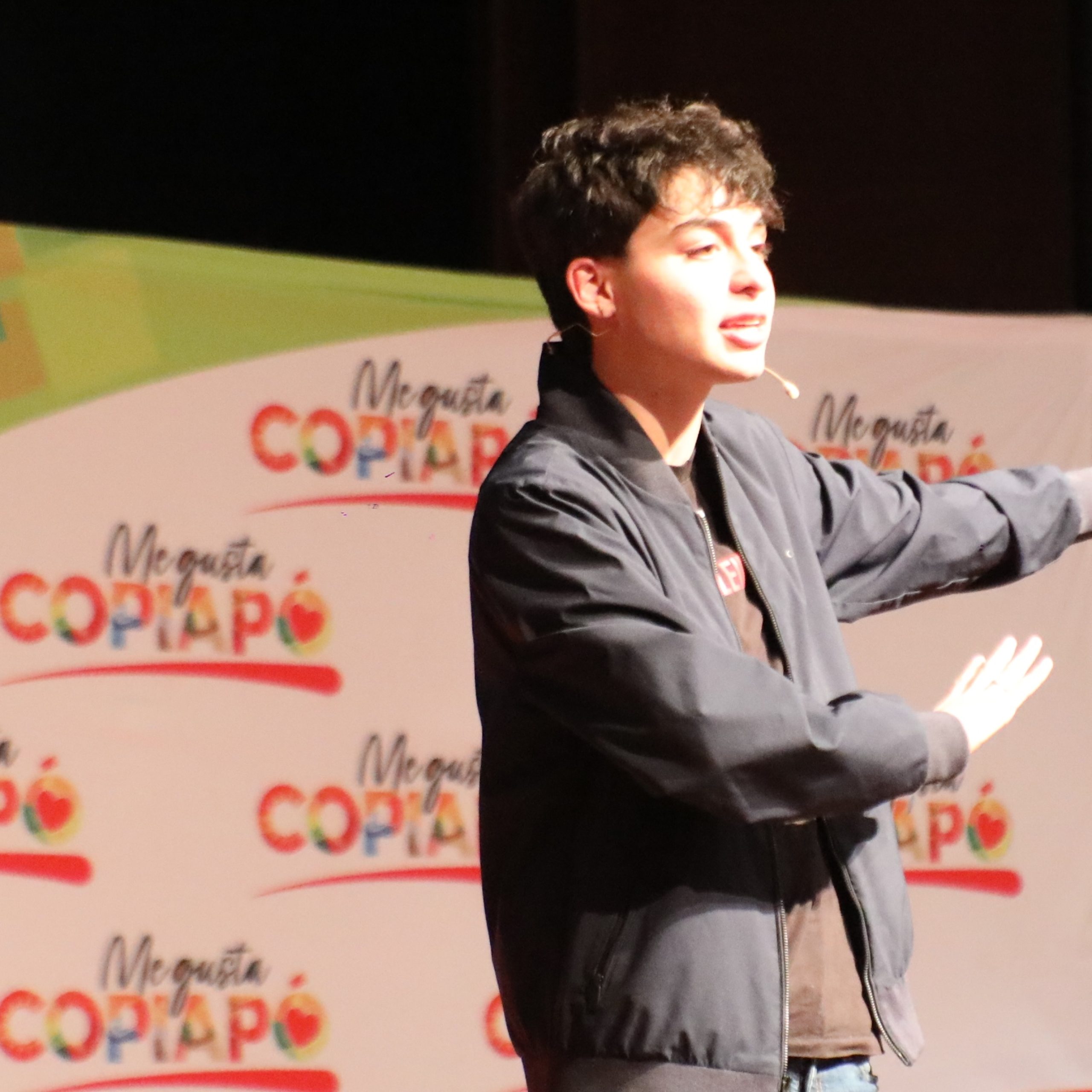 Más de 500 personas en Copiapó disfrutaron de la charla motivacional de ...