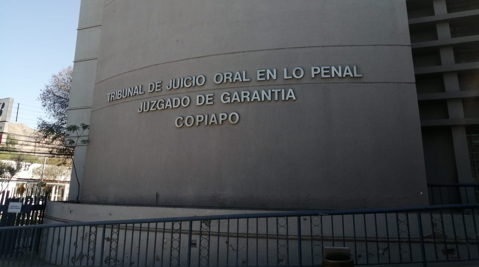 Video | UDI presentó querellas por “caso convenios” en la Región de ... Video | UDI presentó querellas por “caso convenios” en la Región de ...
