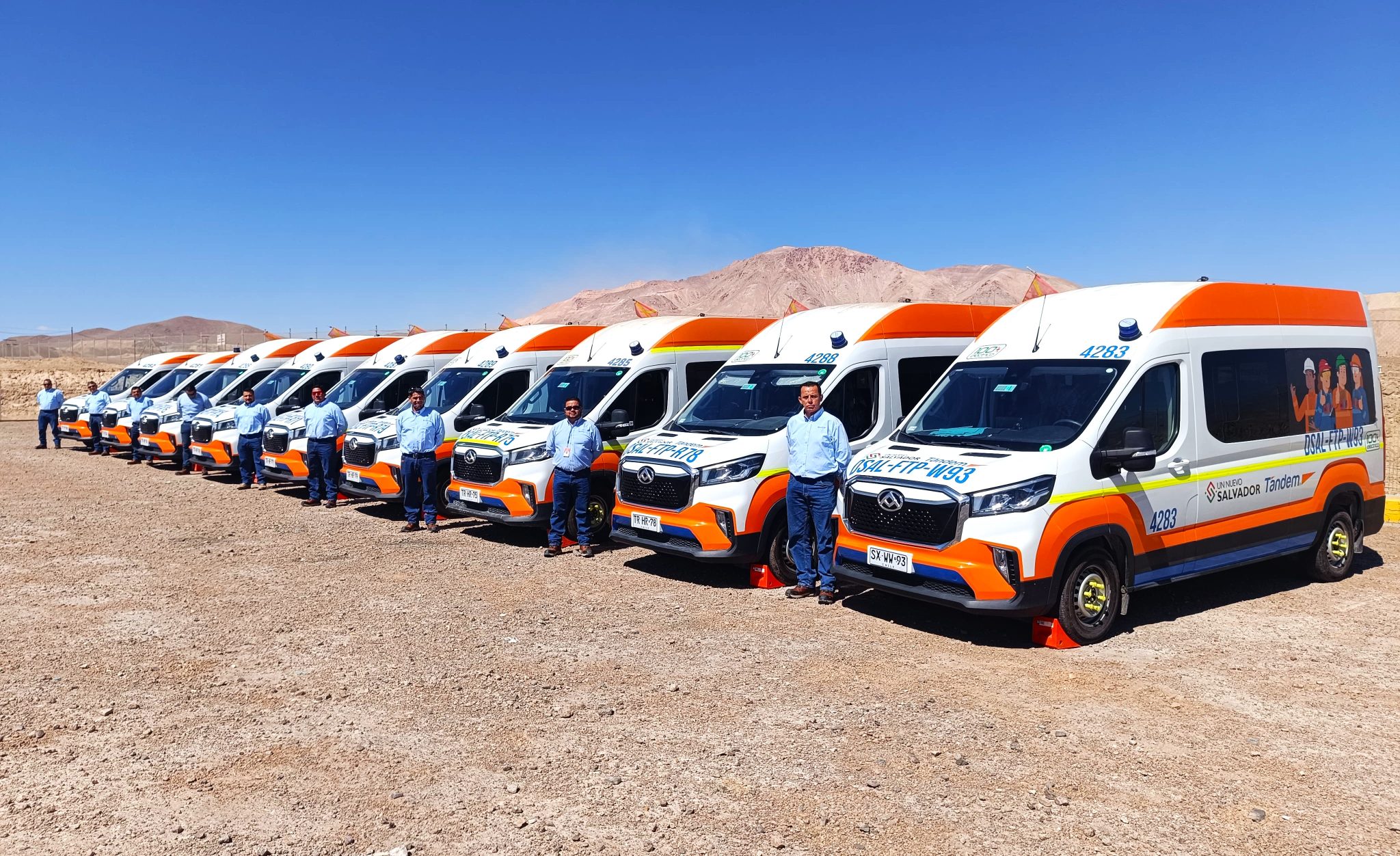 Codelco Salvador incorpora 10 nuevos minibuses eléctricos a su flota ...