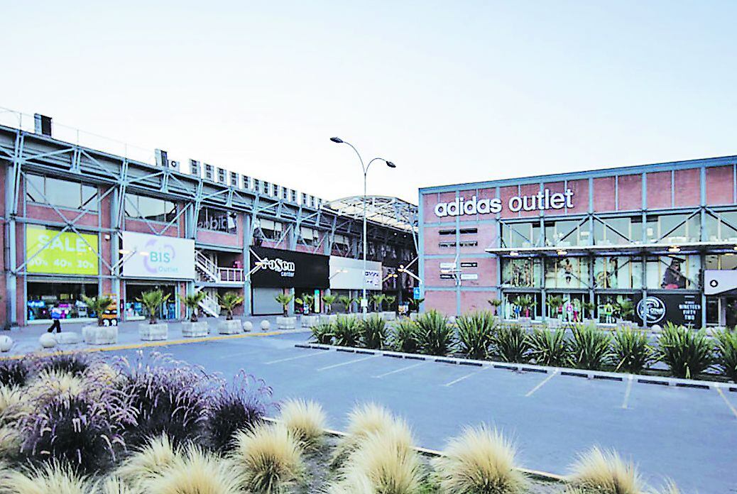 ¿Más outlets en Chile? La empresa que apostaría por el desarrollo de ...